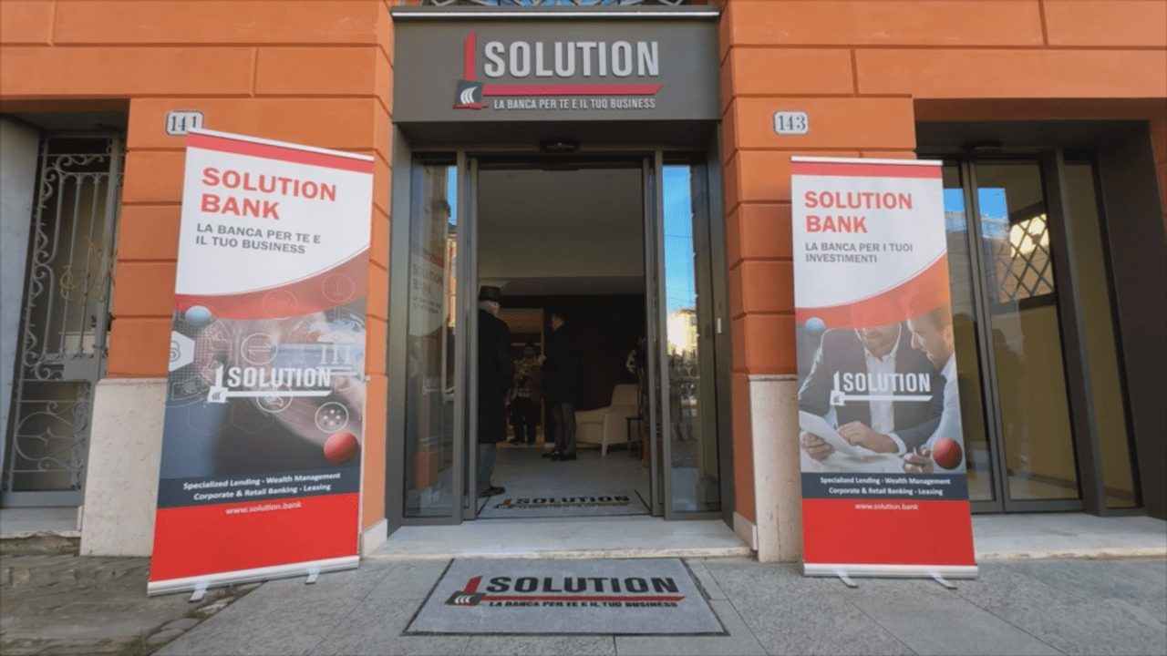 Solution Bank chooses Cyber Guru